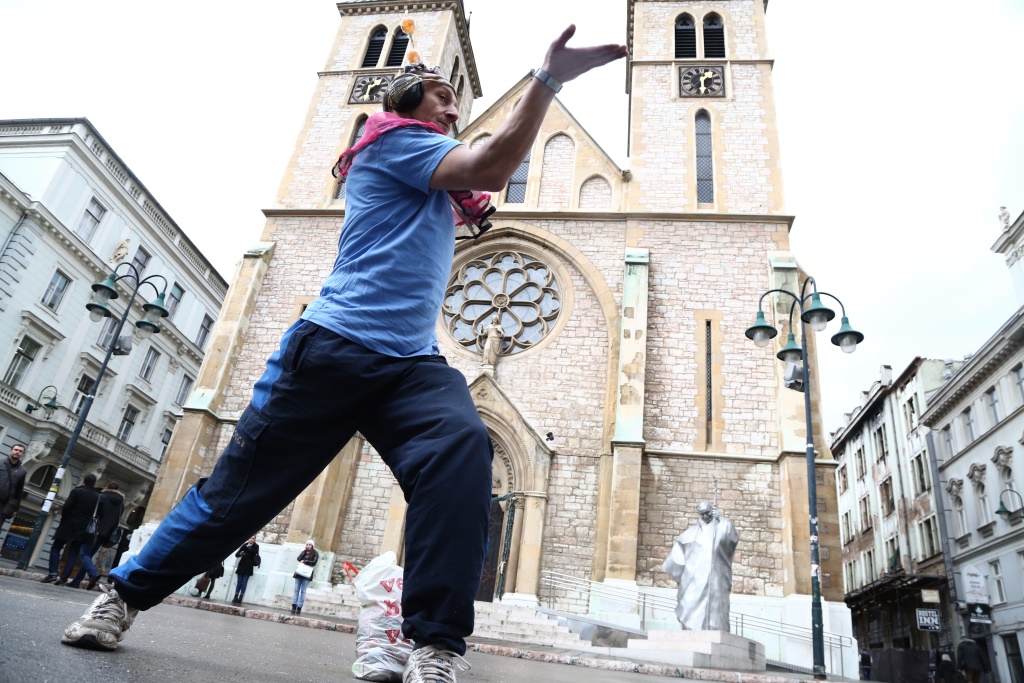 The Story of Suvad Veletanlic - the Street Dancer - Sarajevo Times